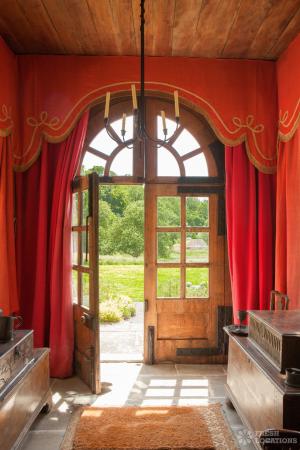 Stroud Manor | Fresh Locations